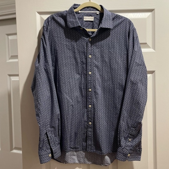 7 Diamonds | Shirts | 7 Diamonds Navy Geometric Button Down Shirt ...